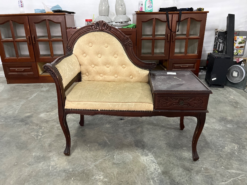 Wooden Vintage Design Telephone Bench / Bangku Telefon Reka Bentuk ...