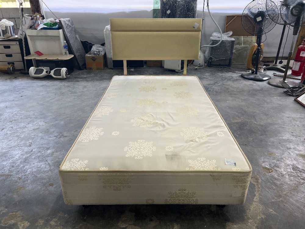 VONO Single Size Bed Frame with Leather Headboard / Rangka Katil Saiz ...