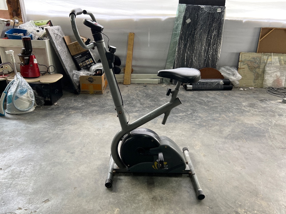 CARREFOUR Exercise Bicycle / Basikal Senaman CARREFOUR - Unearth Store