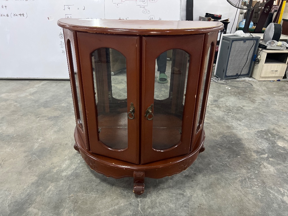 Wooden Half Moon Shape Display Cabinet / Kabinet Paparan Bentuk Separuh ...