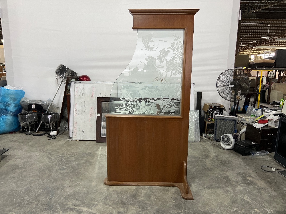 Wooden Glass Window Divider / Pembahagi Tingkap Kaca Kayu - Unearth Store