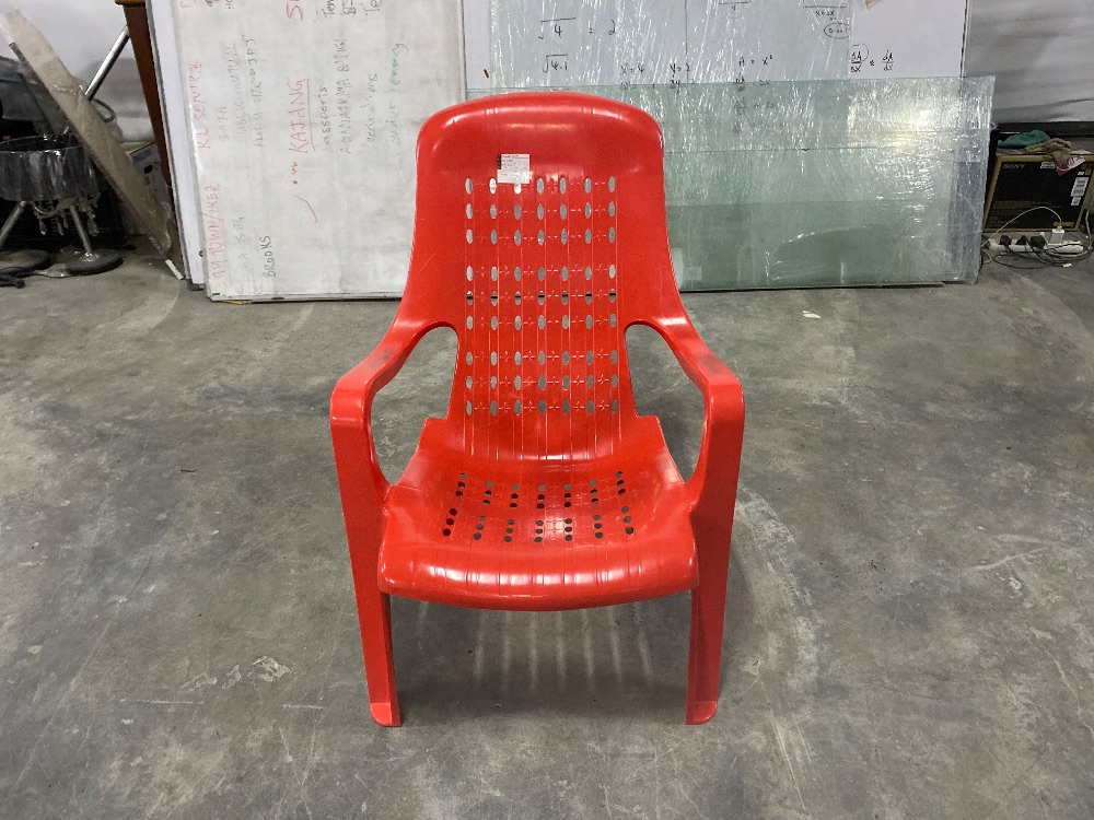 Plastic Relax Chair Red Colour / Kerusi Relaks Plastik Warna Merah ...