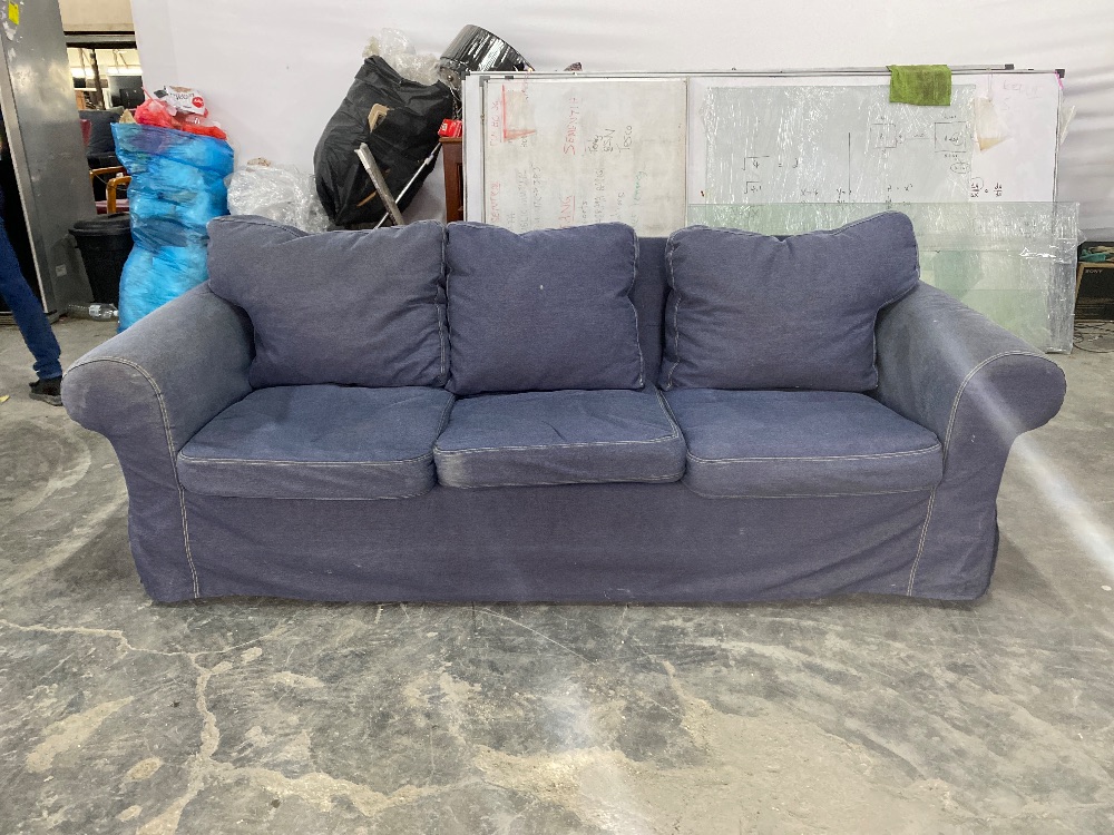 3 Seater Fabric Sofa Dark Blue Colour / Sofa Fabrik 3 Tempat Duduk ...