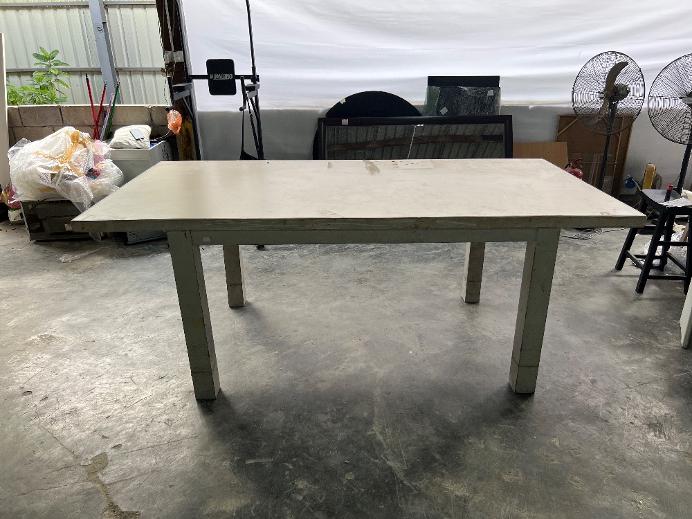 Wooden Rectangular Dining Table White Colour / Meja Makan Kayu Segi ...