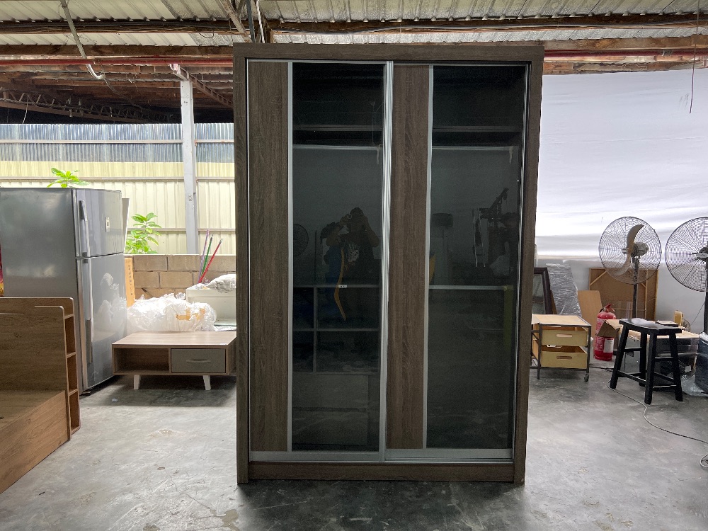 Wooden Large Wardrobe 2 Sliding Door Brown Colour / Almari Pakaian ...