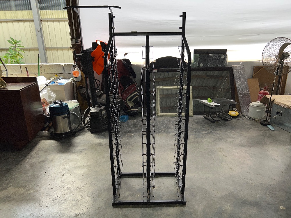 Metal Display Rack Black Colour / Rak Paparan Logam Warna Hitam ...