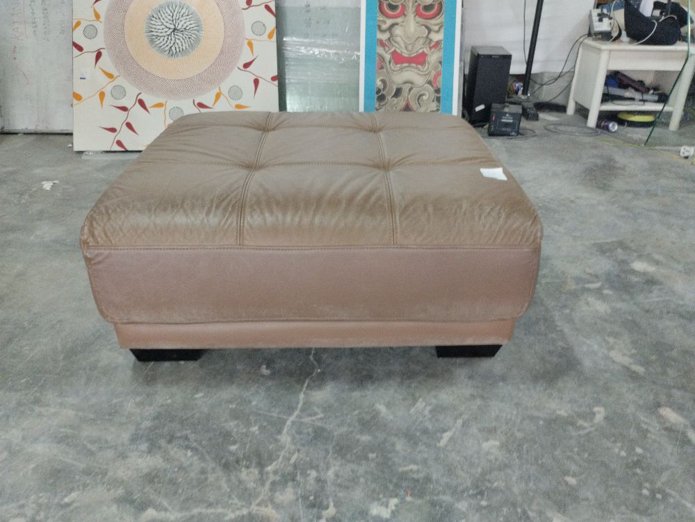 Leather Square Ottoman Beige Colour / Kulit Warna Beige Uthmaniyyah ...