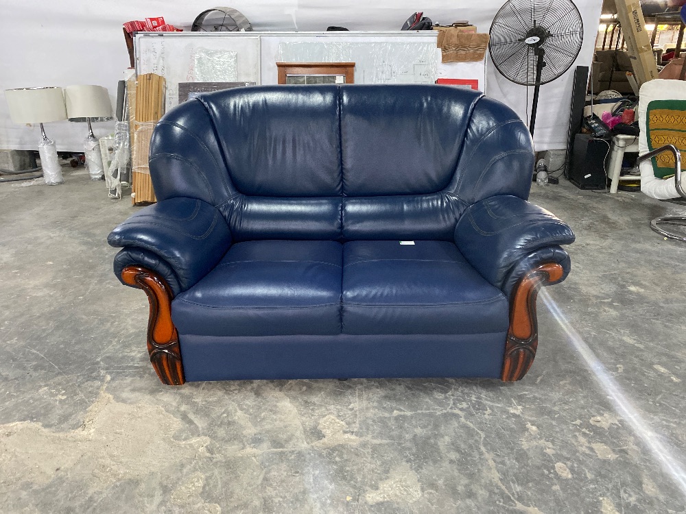2 Seater Leather Sofa Blue Colour / Sofa Kulit 2 Tempat Duduk Warna ...