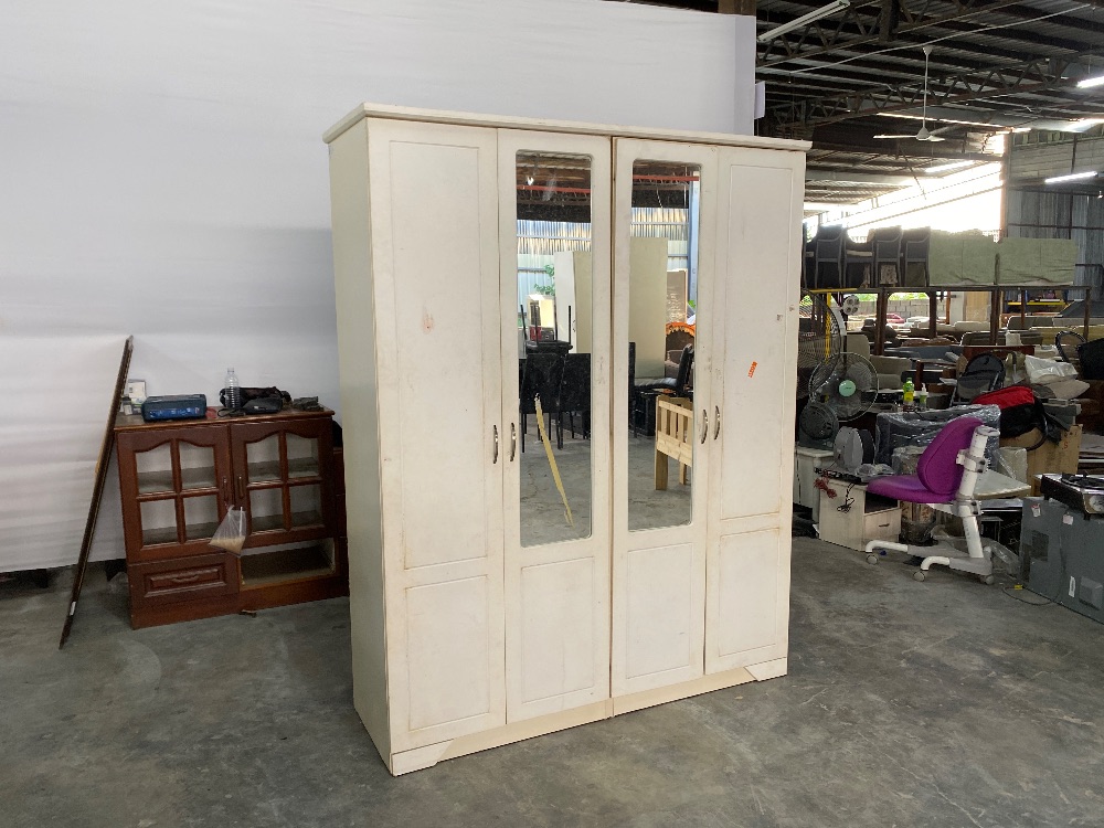 Wooden 4 Door Wardrobe with 2 Mirror White Colour / Almari Pakaian 4 ...