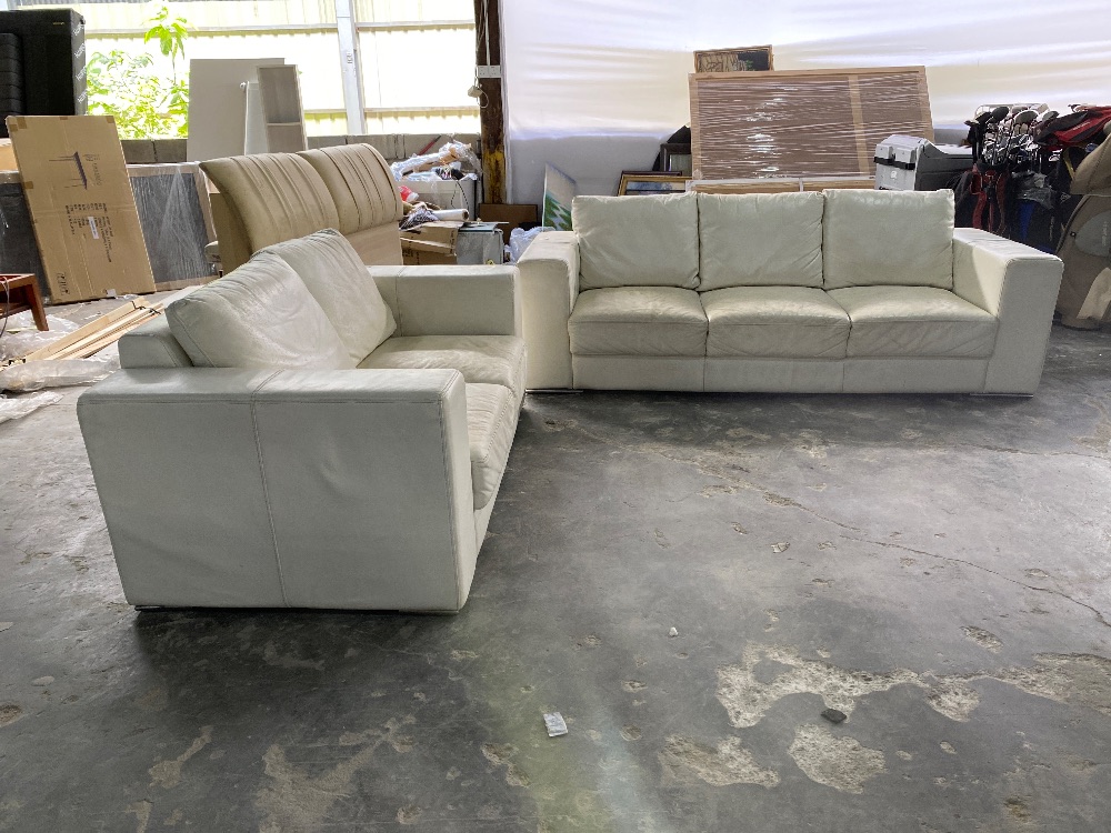 Leather 2-Seater Sofa White Colour set with (5) / Sofa 2 Tempat Duduk ...