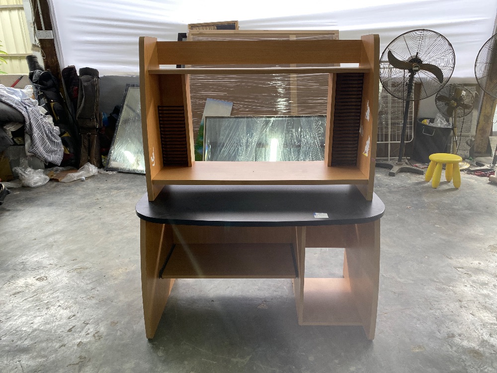 Modern Home Office Wooden Study Desk / Meja Belajar Kayu Pejabat Rumah ...