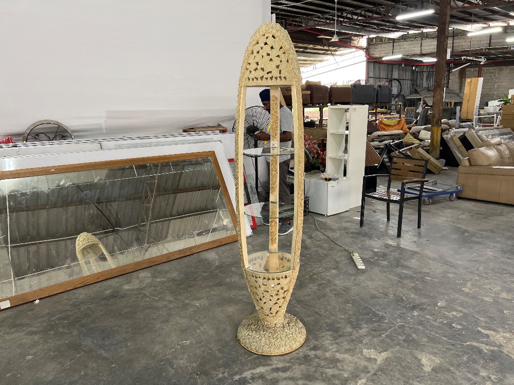 Cylindrical Southern Style Egg-shaped Display Shelf / Rak Pameran ...