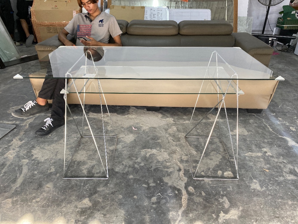 Glass Top Metal Frame Study Table / Meja Belajar Bingkai Logam Atas ...