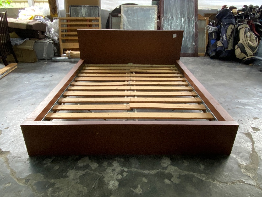 Wooden Queen Bed Frame Brown Colour / Rangka Katil Kayu Queen Warna ...