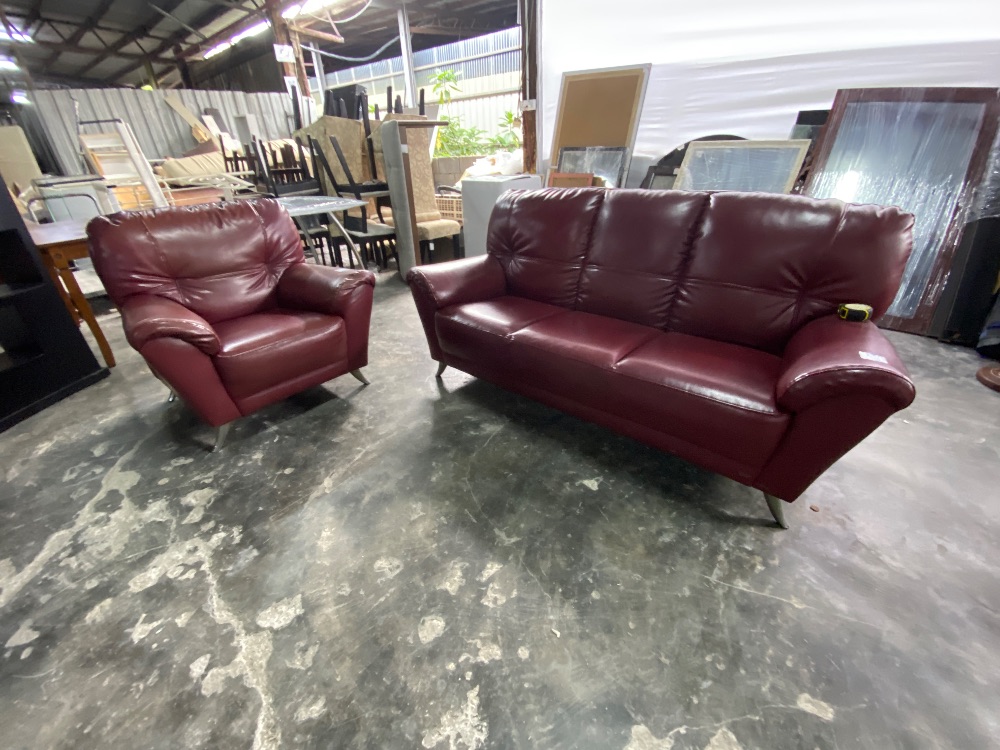 Leather Made 3 Seater Sofa Red Colour set with (8)/ Sofa 3 Tempat Duduk ...