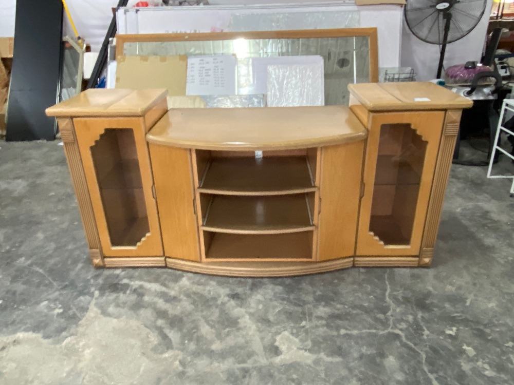 Wooden TV Cabinet with Glass Door / Kabinet TV kayu dengan Pintu Kaca ...