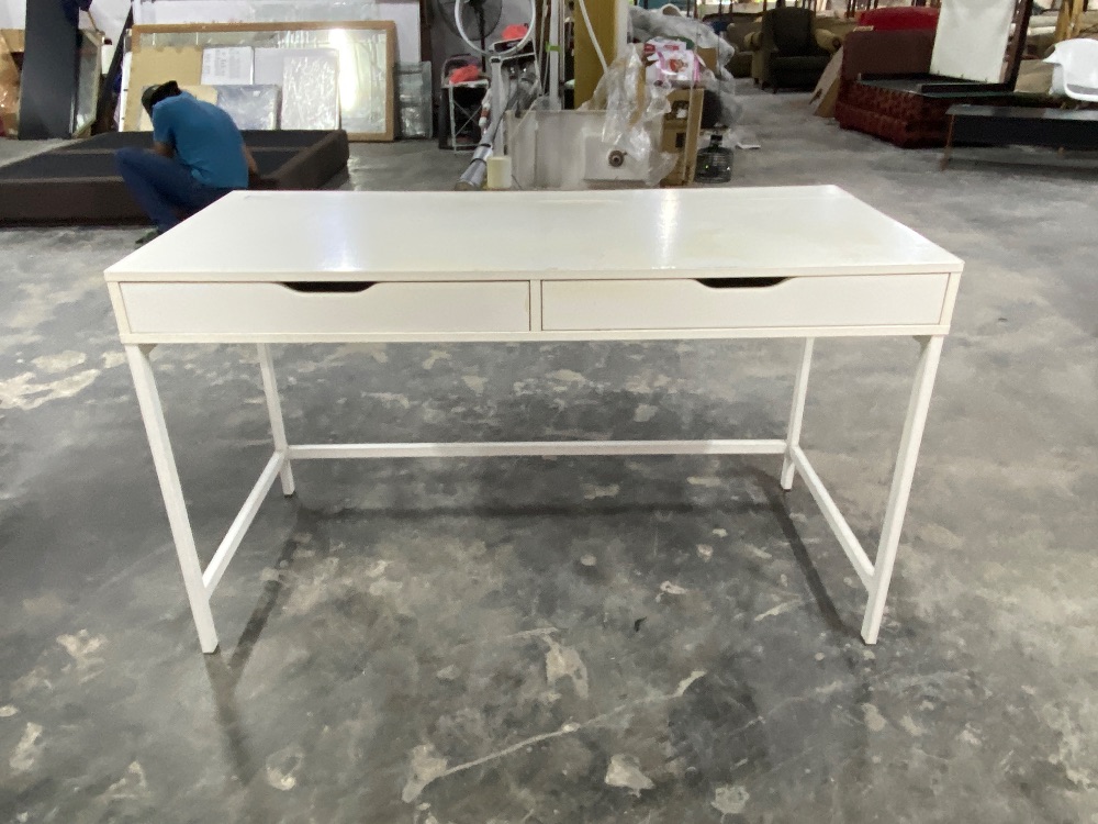 Wooden Study Table White Colour / Meja Belajar Kayu Warna Putih ...