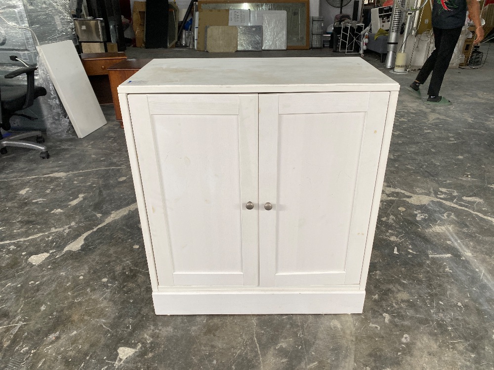 2 Door Wooden Mini Cabinet White Colour / Kabinet Mini Kayu 2 Pintu ...