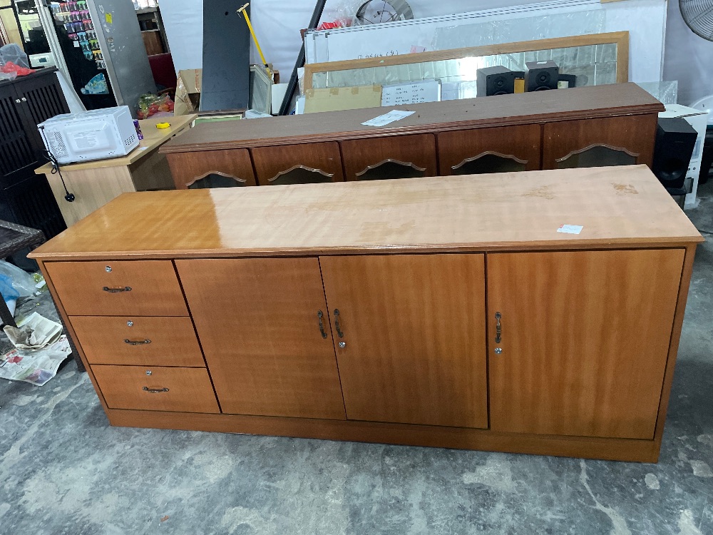 Dark Wooden Low Cabinet with Drawers / Kabinet Rendah Kayu Gelap dengan ...