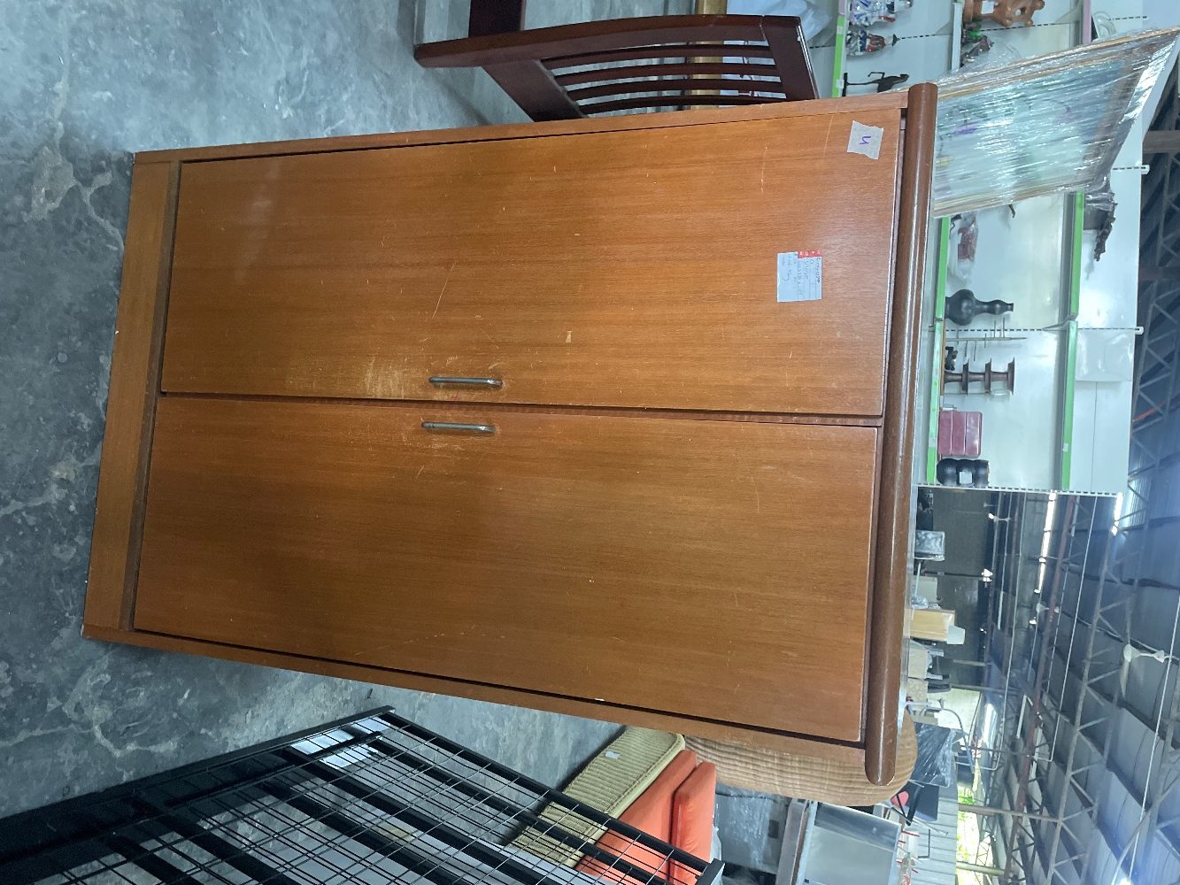 Wooden 2-Door Wardrobe with Wheels / Almari Pakaian 2 Pintu Kayu dengan ...