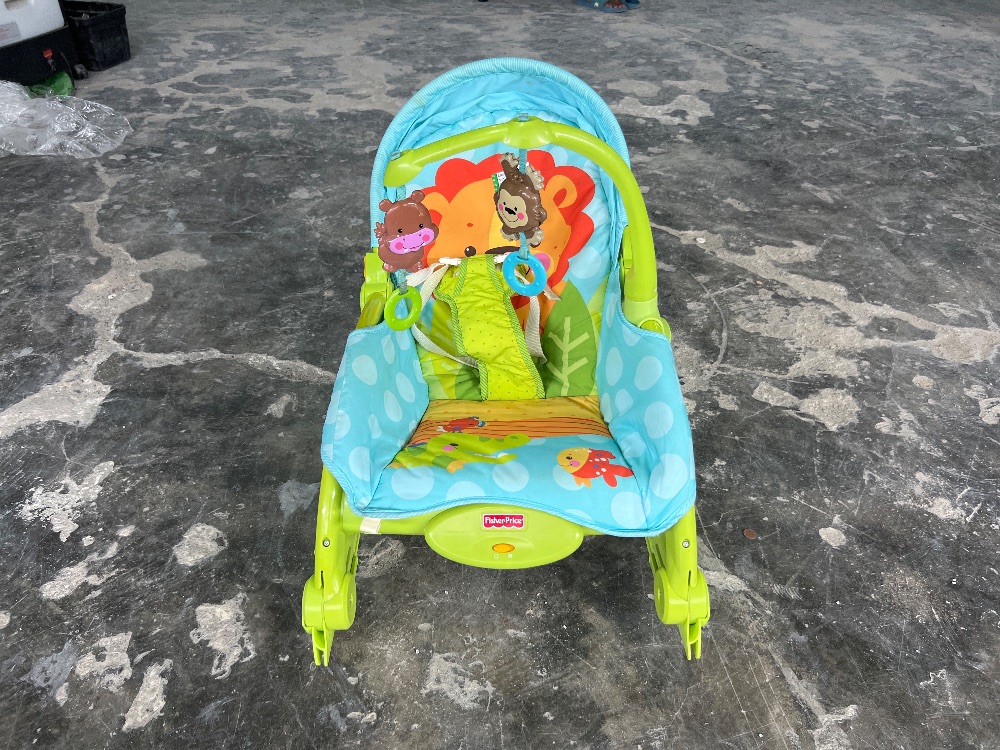 Lion Baby Rocking Chair / Kerusi Goyang Bayi Singa - Unearth Store