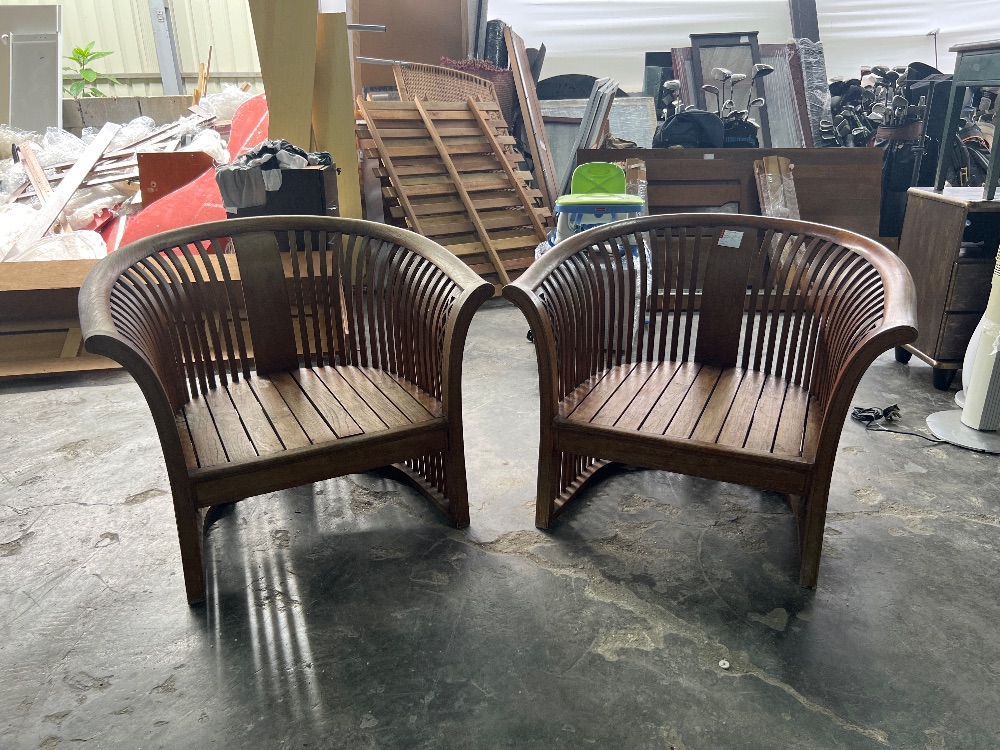 Outdoor Wooden Single Seater Armchair Brown Colour / Kerusi Berlengan ...