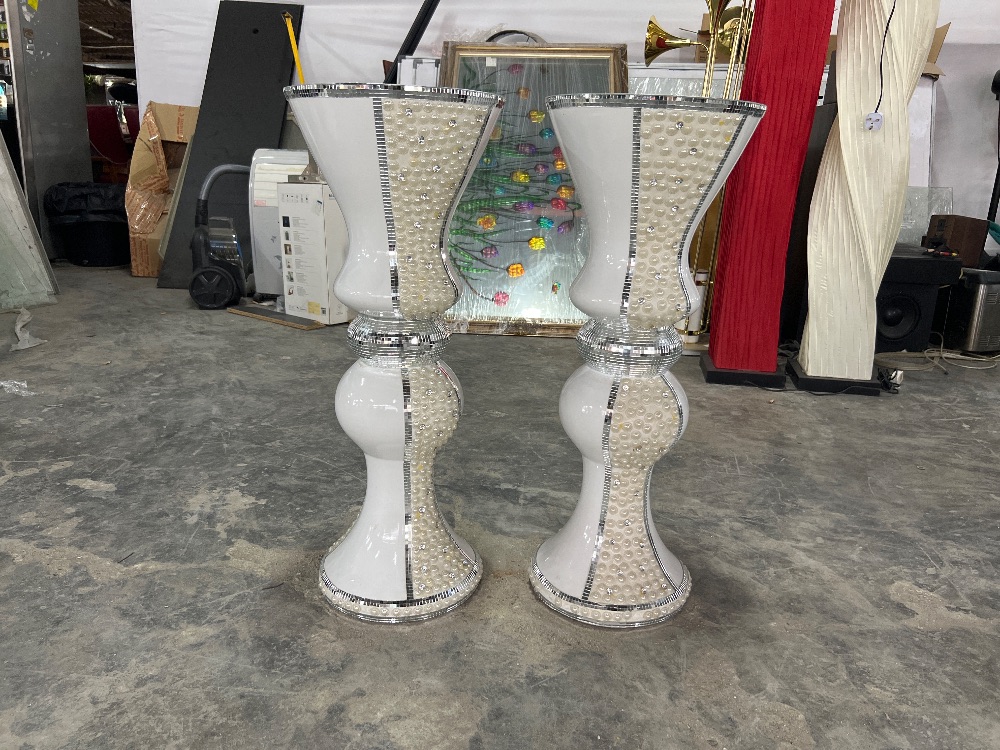 Ceramic Flower Stand White Colour / Stand Bunga Seramik Warna Putih ...