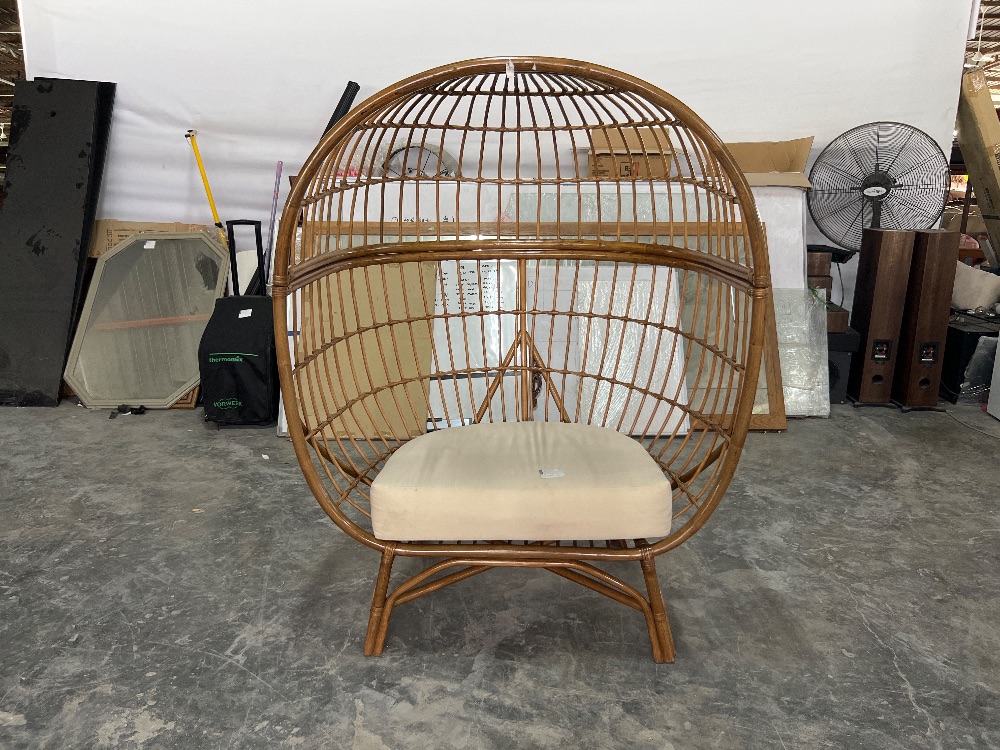 (S)Rattan Hammock Chair with Fabric Seater / Kerusi Hammock Rotan ...