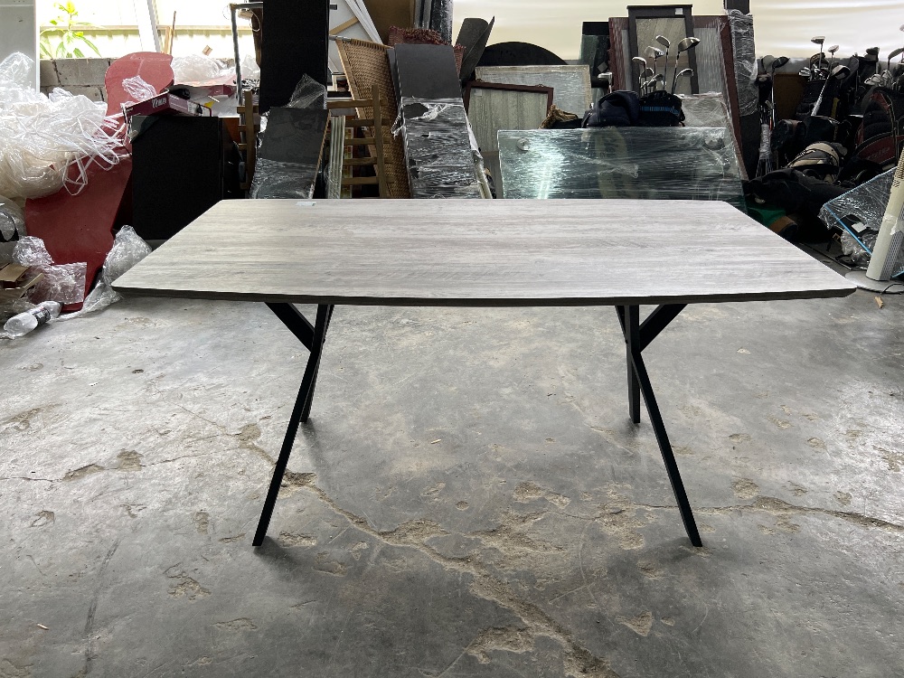 Thin Wood Board & Metal Leggings Coffee Table / Meja Kopi Papan Kayu ...