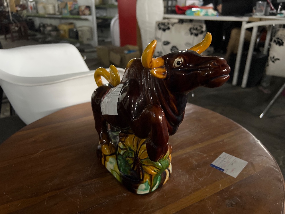 Antique Design Ox Decor / Hiasan Unta Rekaan Antik - Unearth Store
