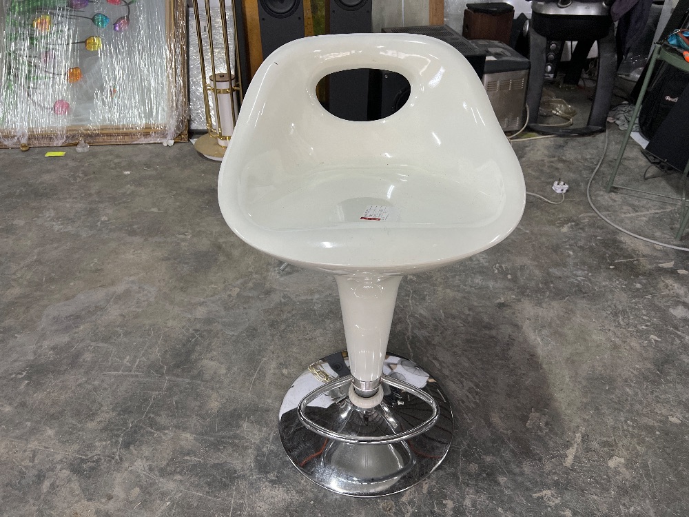Adjustable PVC Bar Stool White Colour / Bangku Bar PVC boleh laras ...