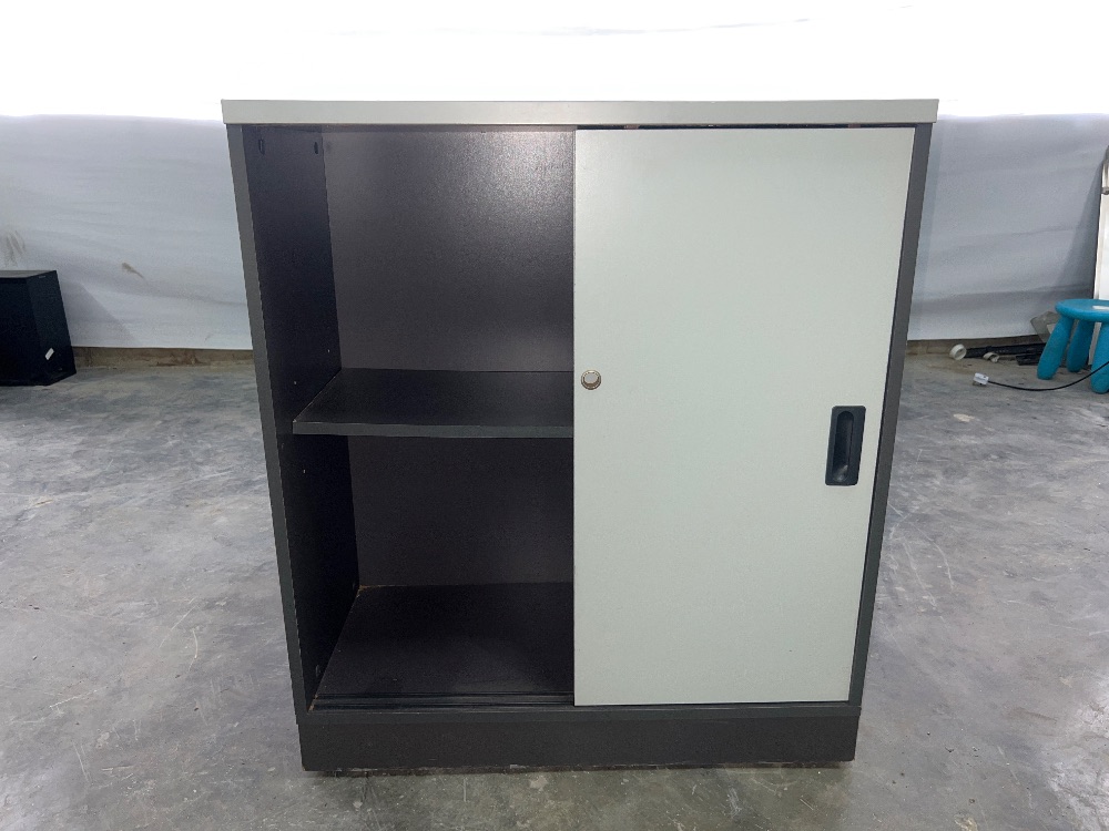 Grey Low Wooden Cabinet 2 Door / Kabinet Kayu Rendah Kelabu 2 Pintu ...