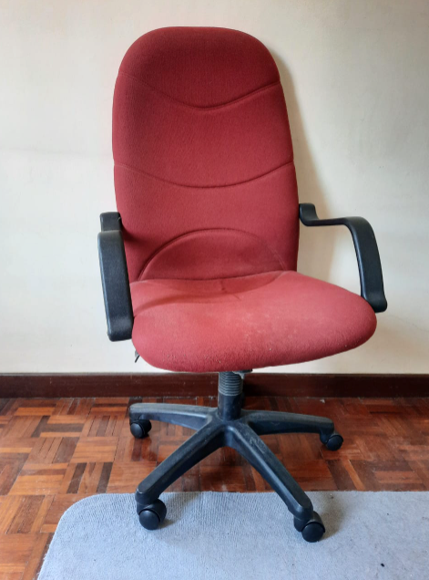 Red Desk Chair - Unearth Store