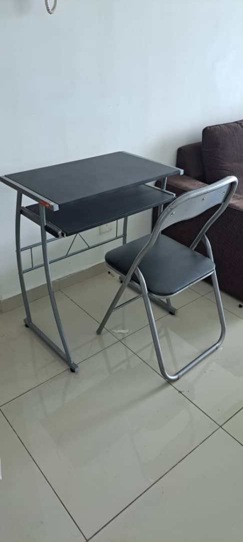 Black Metal Study Desk - Unearth Store