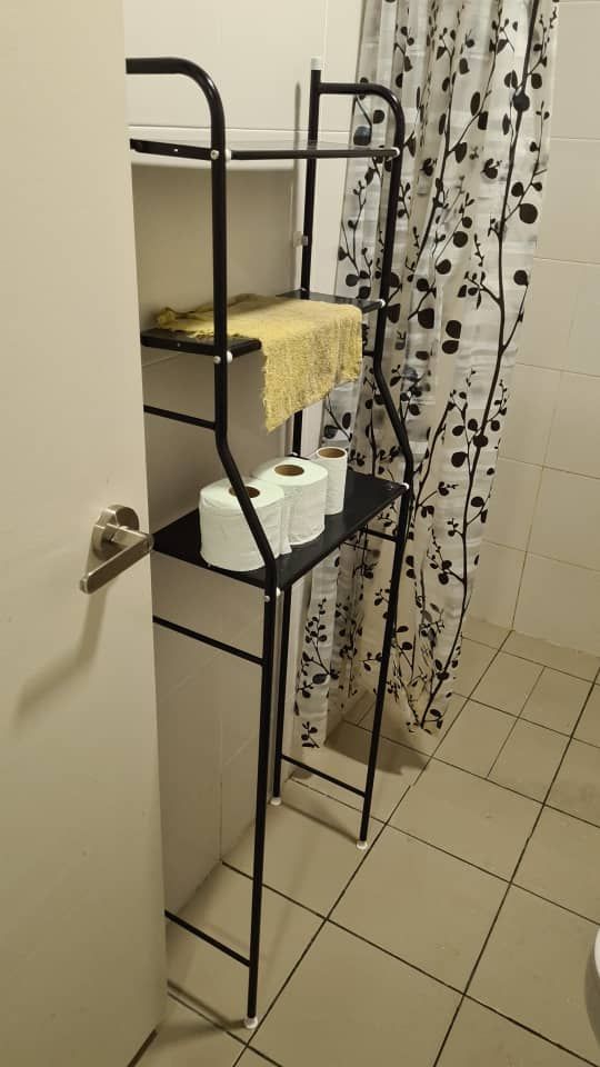 Black metal toilet rack - Unearth Store
