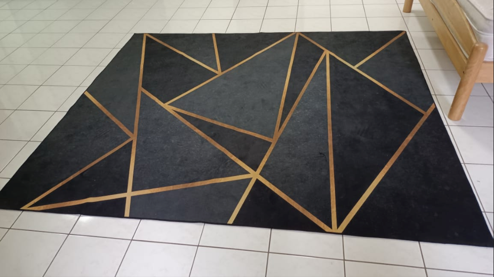 Modern Black Trigo Pattern Rug - Unearth Store