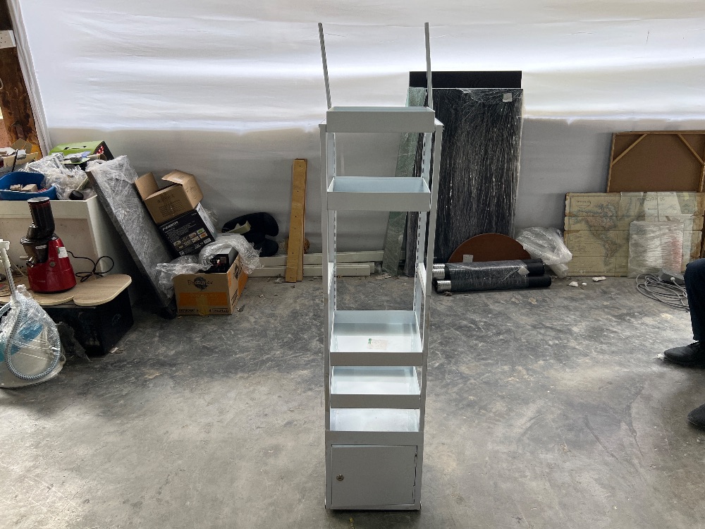 metal standee - Unearth Store