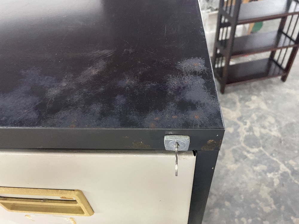 Metal 4-Tier Filing Cabinet / Kabinet Pemfailan 4 Tingkat Logam ...