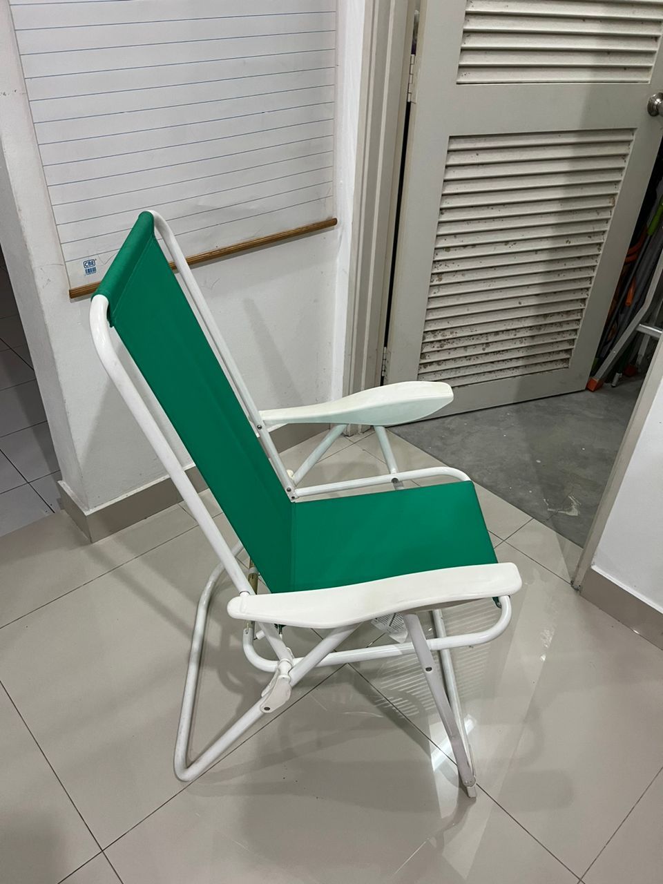 White Metal Pool Chair - Unearth Store