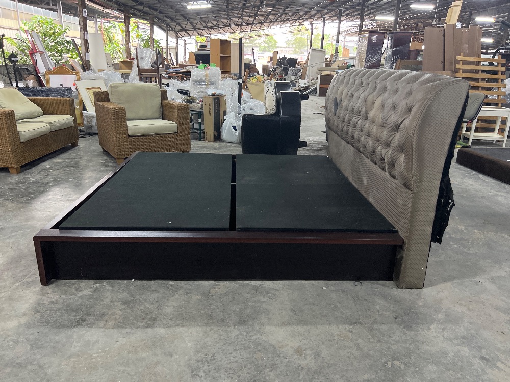 King Bed Frame With Headboard / Rangka Katil King Dengan Kepala Katil ...