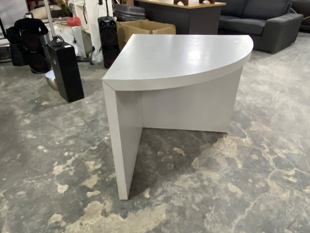Grey Half Circle Side Table / Meja Sisi Separuh Bulatan Kelabu ...
