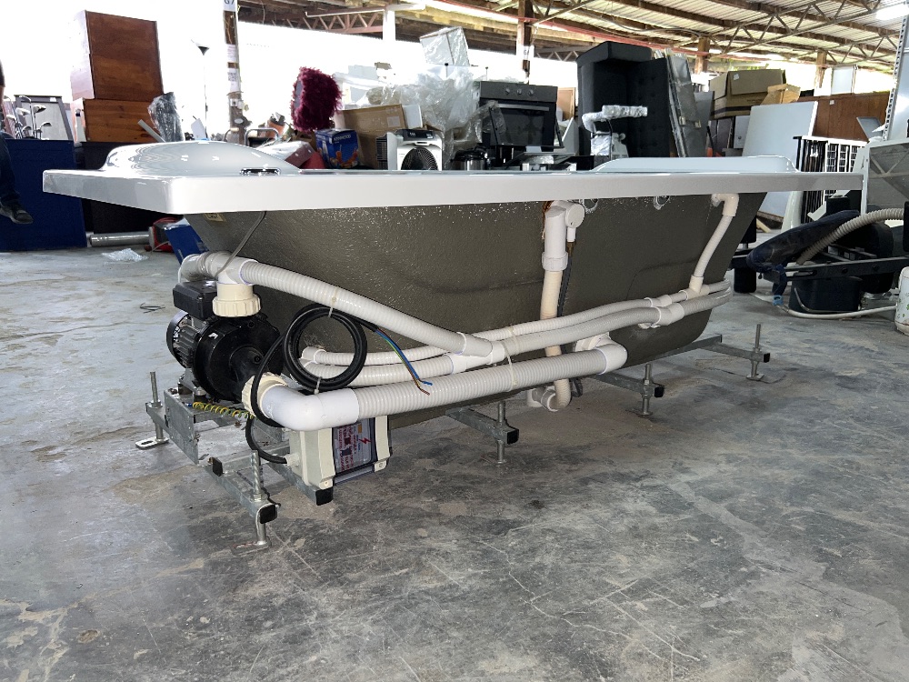 Onzen Bathtub Jacuzzi / Jakuzi Tab Mandi Onzen - Unearth Store