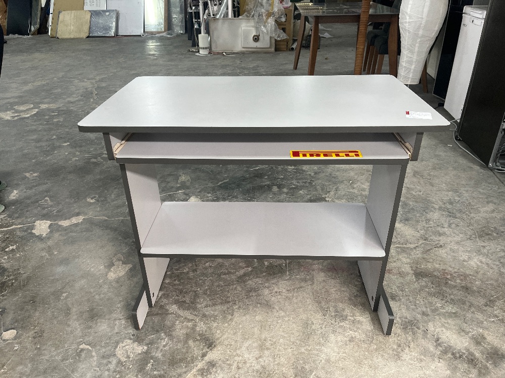Grey Wooden Computer Table With Drawer / Meja Komputer Kayu Kelabu ...