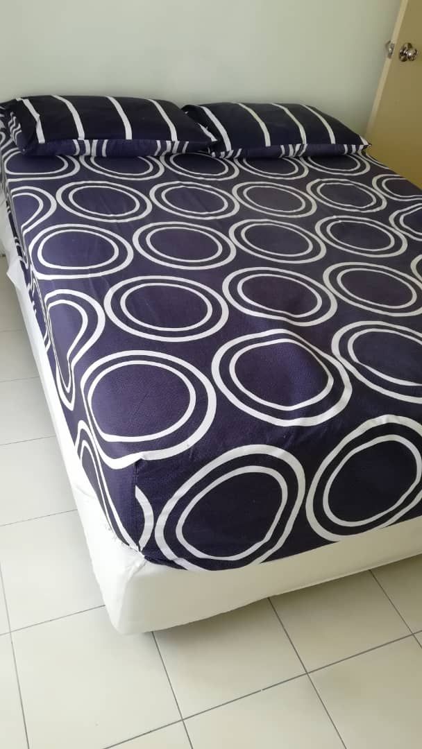 Queen Size Divan Fabric Bed Frame White Colour / Rangka Katil Kain ...