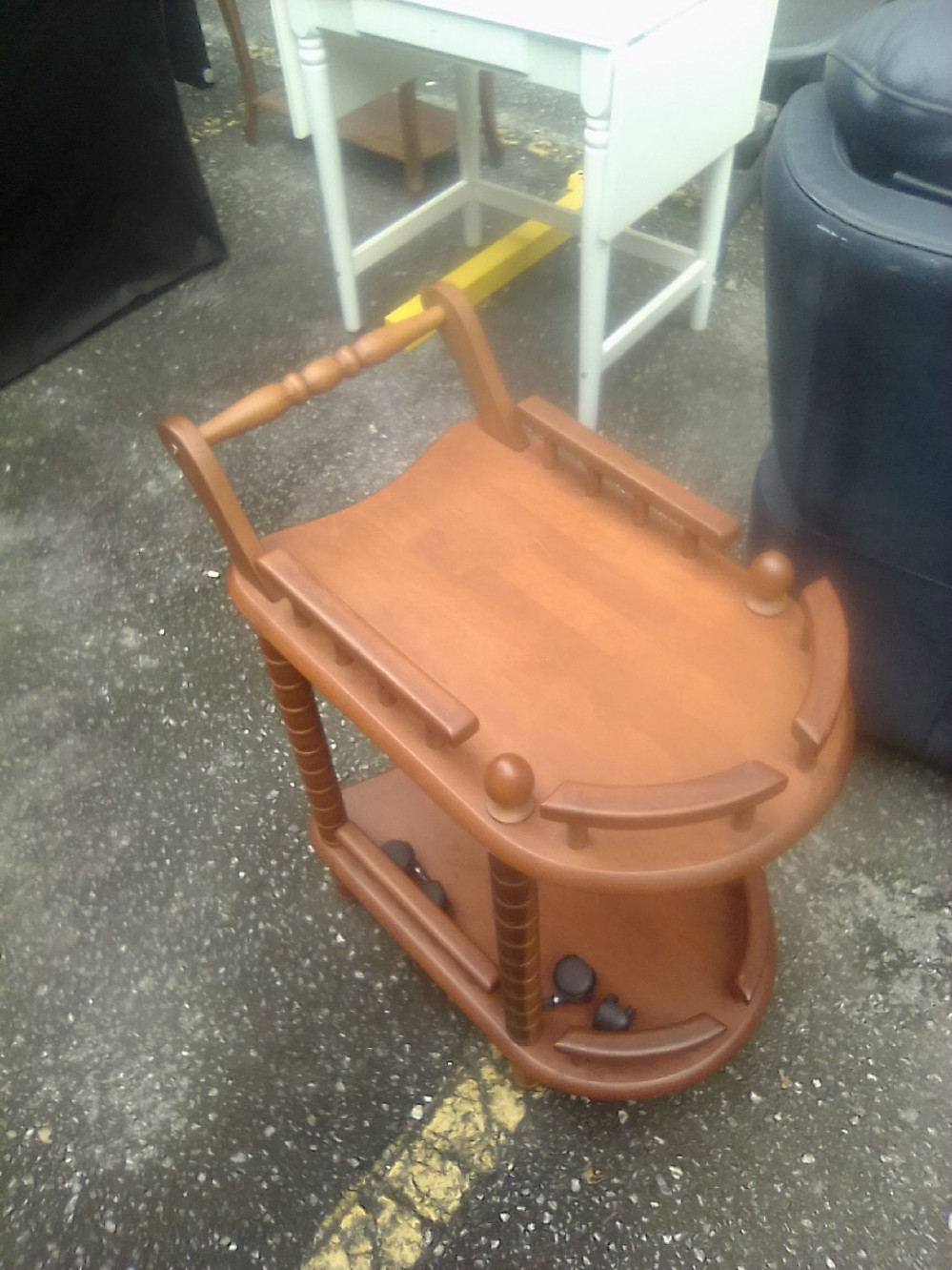 wooden trolley - Unearth Store