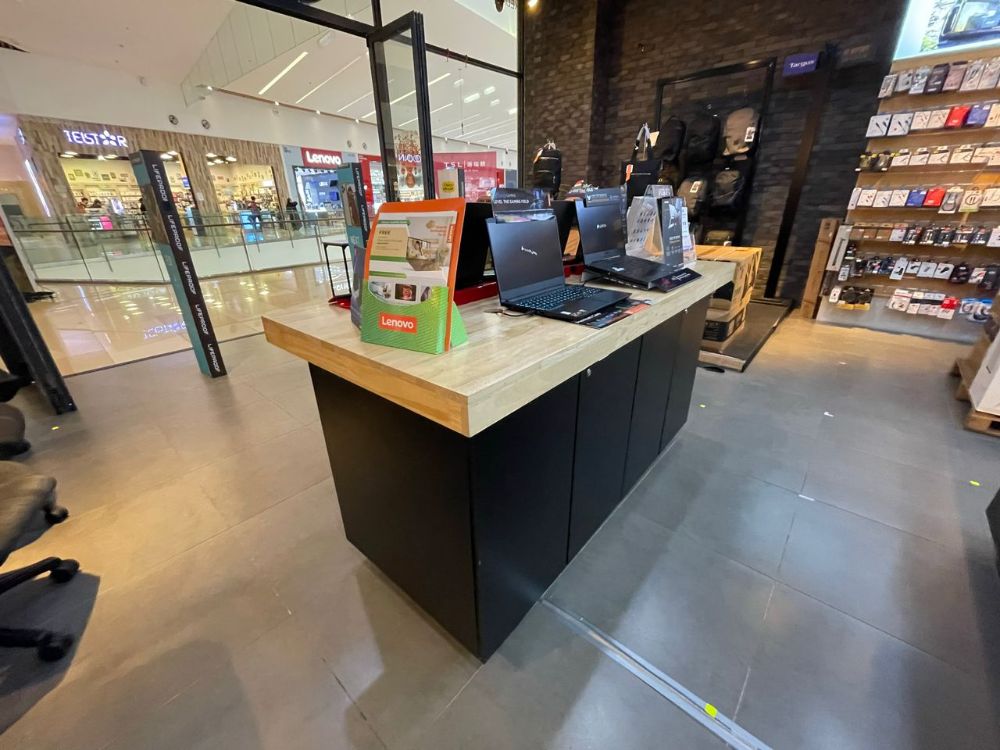 Wooden Shop Display Table - Unearth Store