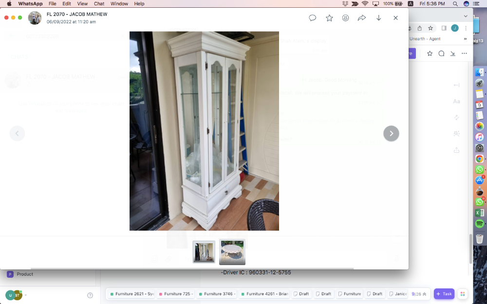 Display Cabinet with Glass Mirror White Colour / Kabinet Paparan dengan ...
