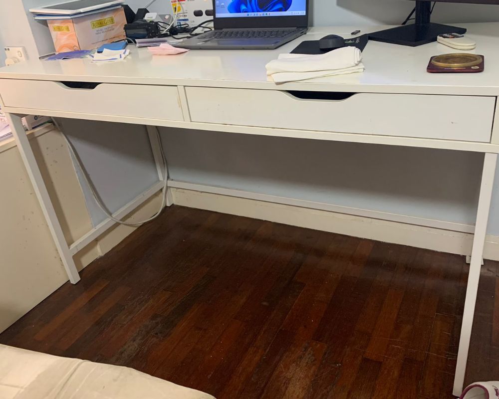 Wooden Study Table White Colour / Meja Belajar Kayu Warna Putih ...