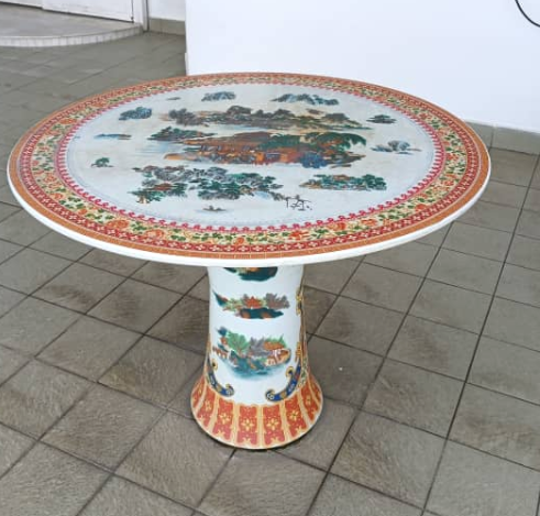 Porcelain Side Table White Colour / Meja Sisi Porselin Warna Putih ...
