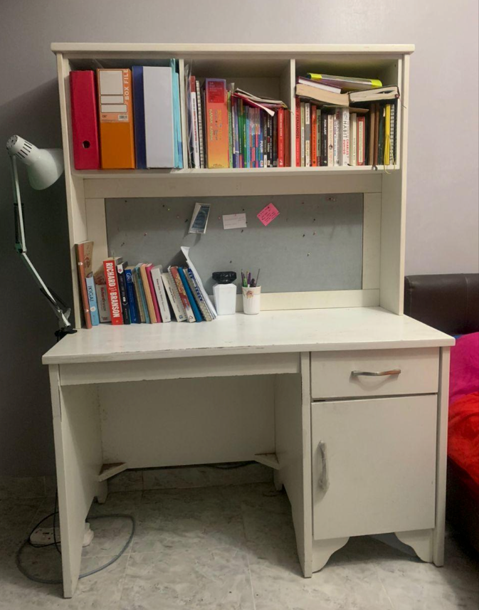 Wooden Study Desk White Colour / Meja Belajar Kayu Warna Putih ...